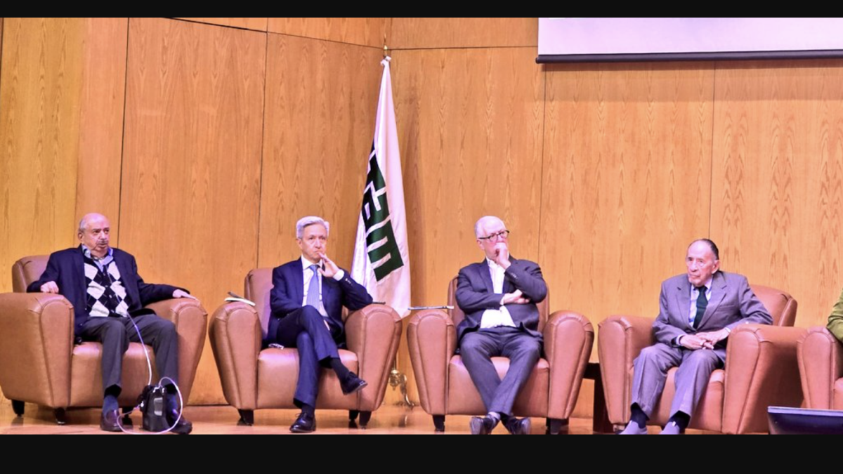 Ex directores del CISEN analizan Seguridad Nacional