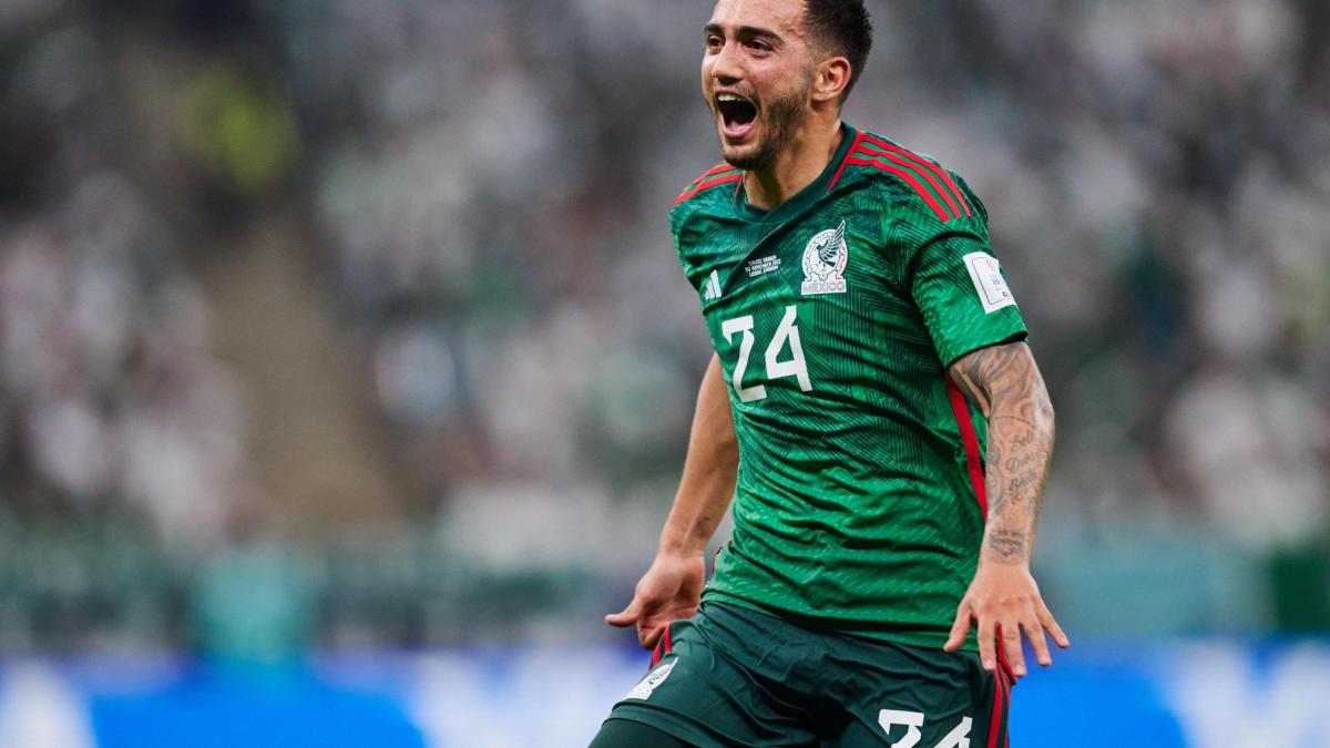 Luis Chávez es el único que ya anotó con México en un Mundial; 16 ...