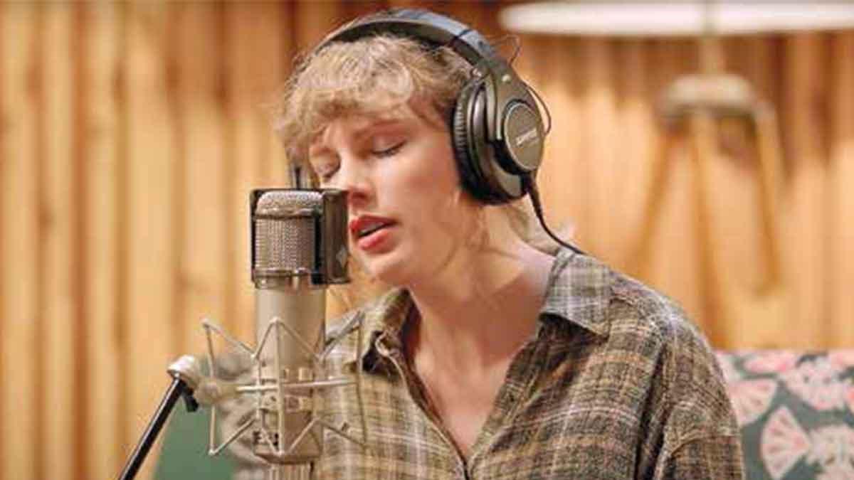 Taylor Swift, como ave Fénix