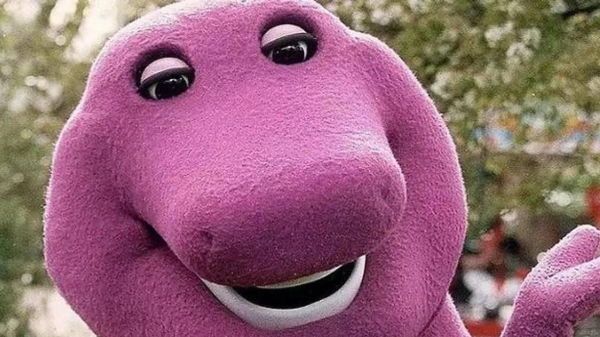 ¡A un lado Barbie! ¿Barney existencialista? Anuncian película del ...