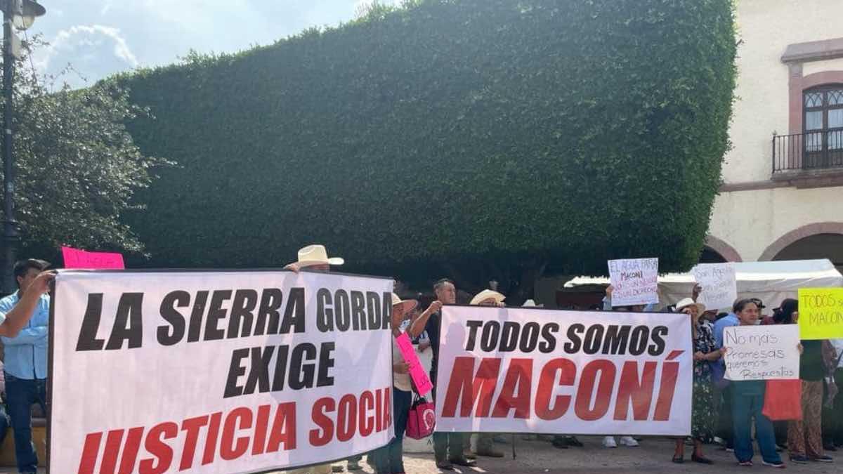 Investigan participación de funcionarios en marcha