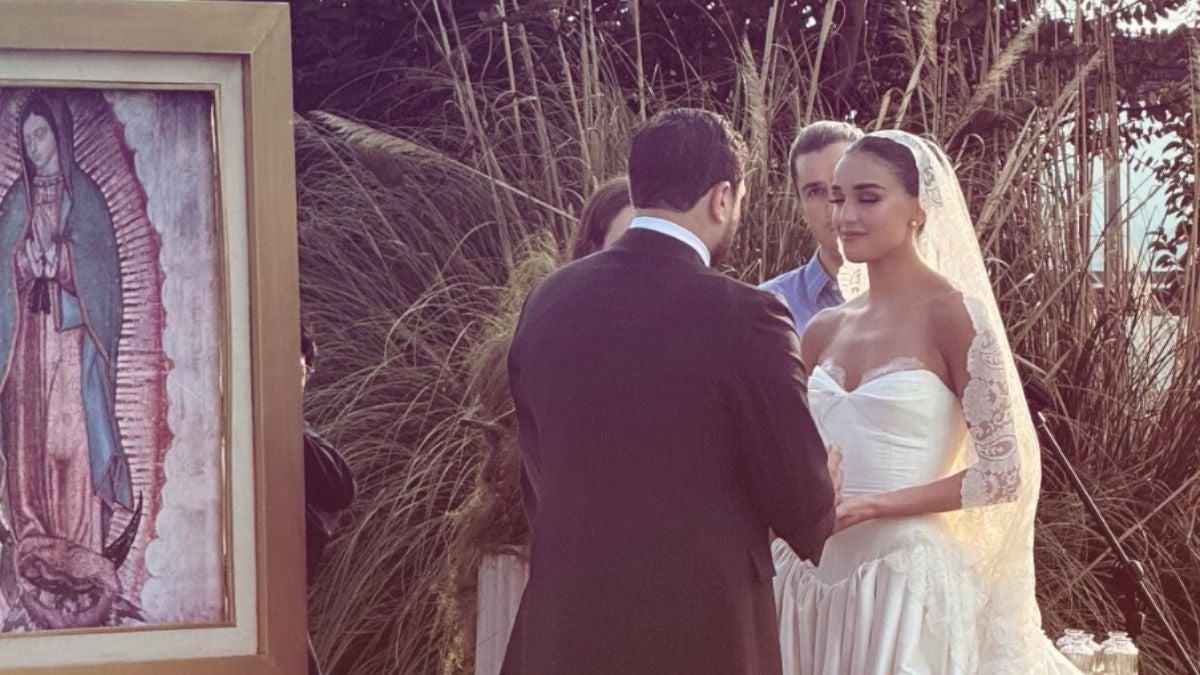 Ale Capetillo: Así la entregó su padre en el altar ¿Asistió Biby Gaytán?