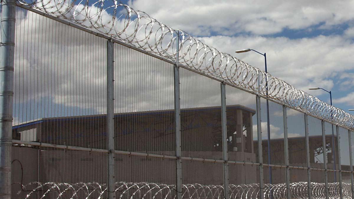 Muere reo durante riña en penal de Ramos Arizpe, Coahuila