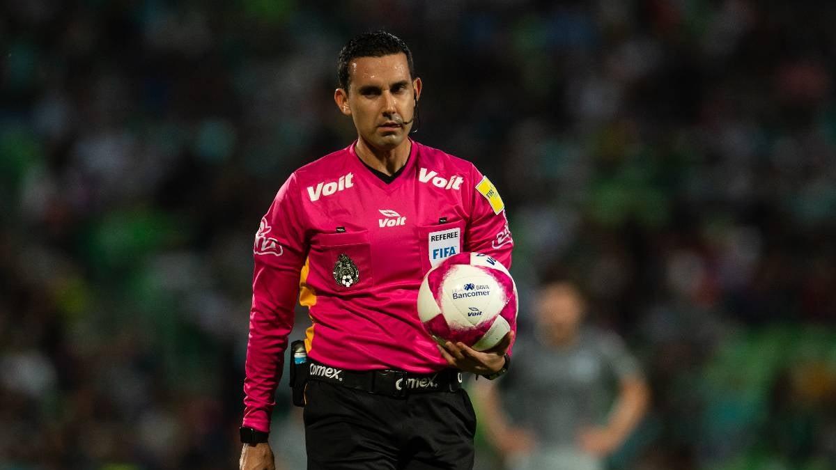 La Liga MX recurre a su mejor árbitro para evitar polémicas en la final