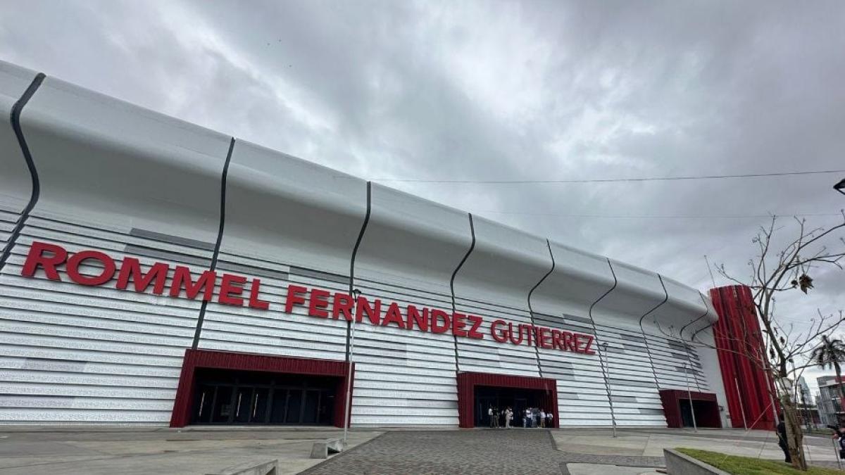 México juega en el estadio Rommel Fernández? ¿Quién fue y por qué lo ...