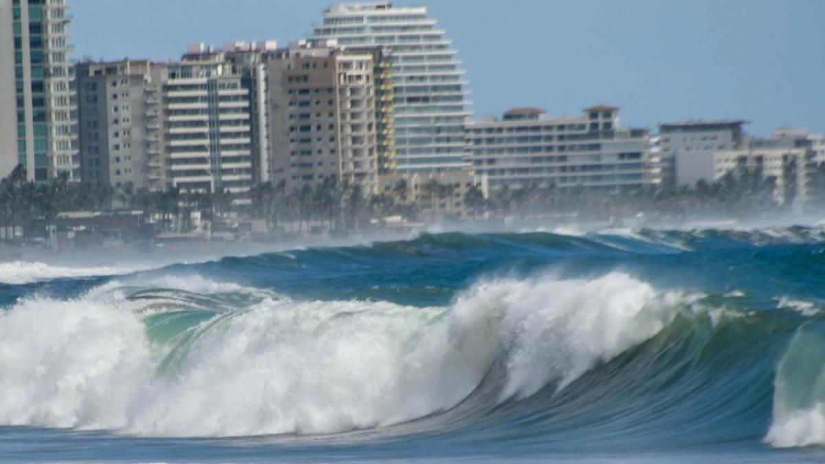 Semar emite alerta por Mar de Fondo en el Pacífico mexicano