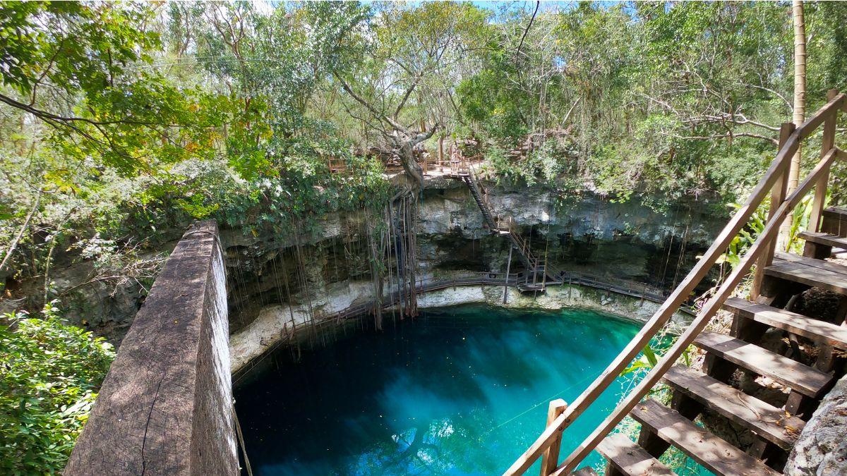Zonas arqueológicas con cenotes