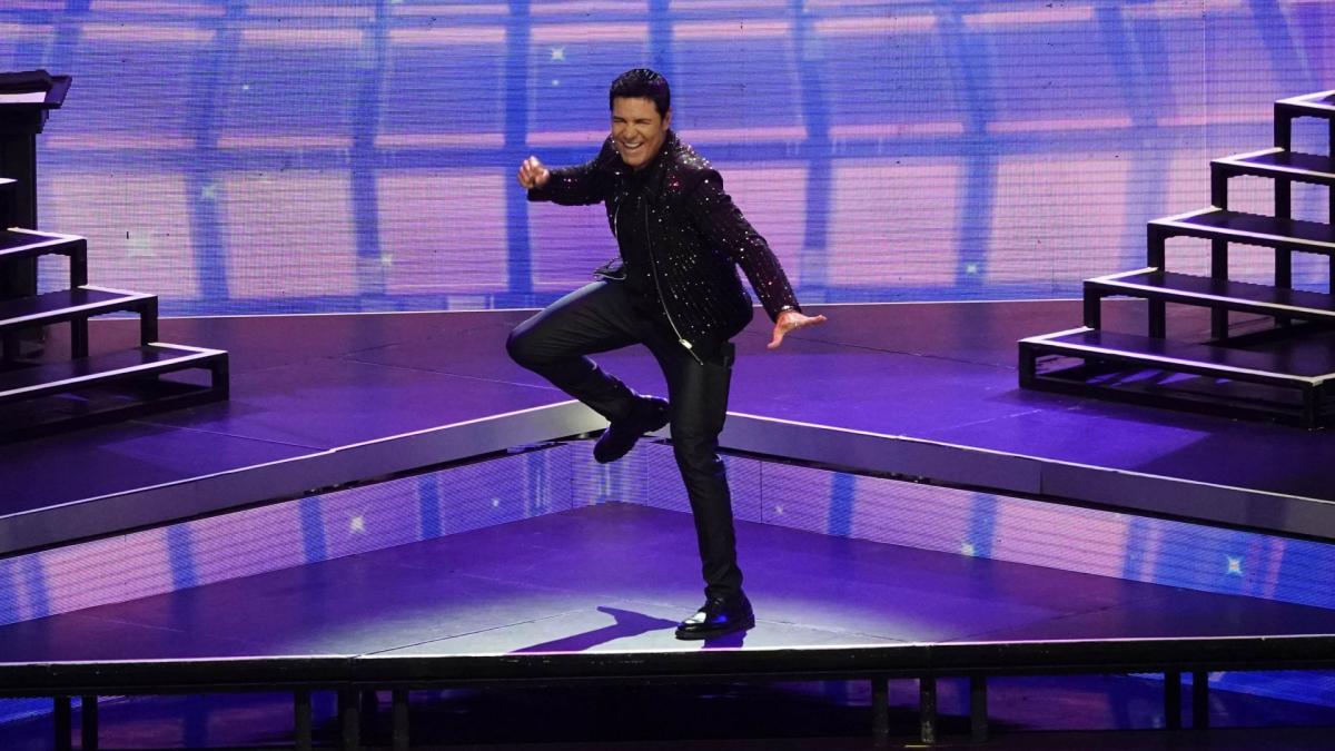 Chayanne sorprende a sus fans con una foto para celebrar el Día del Padre